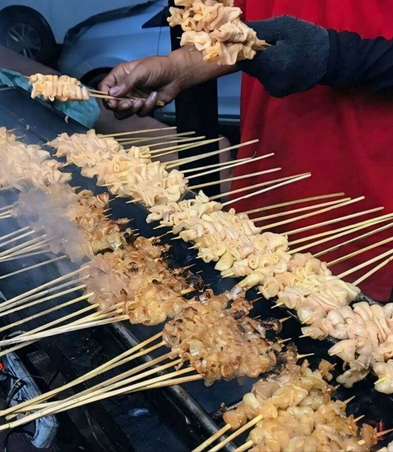 10 Rekomendasi Sate Taichan Enak di Jakarta, Antriannya Nggak Pernah Sepi! - Haijakarta.id