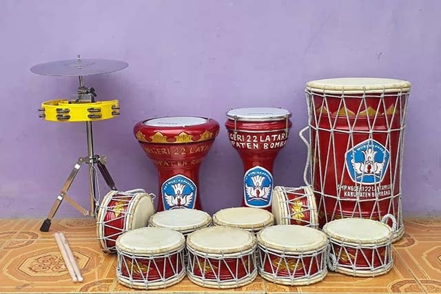 10 Alat Musik Tradisional Khas Betawi yang Terkenal dan Cara ...