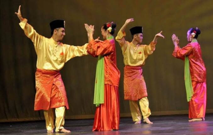 Kenali 7 Tarian Tradisional Khas Betawi, Asal usul dan Sejarahnya ...