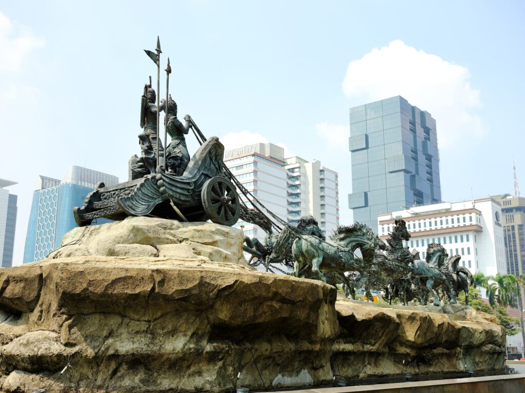 Sejarah dan Asal Usul Patung Kuda Arjuna Wiwaha di Jakarta, Simbol ...