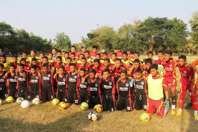 10 Sekolah Sepak Bola (SSB) Terbaik di Jakarta, Lengkap dengan Biaya ...